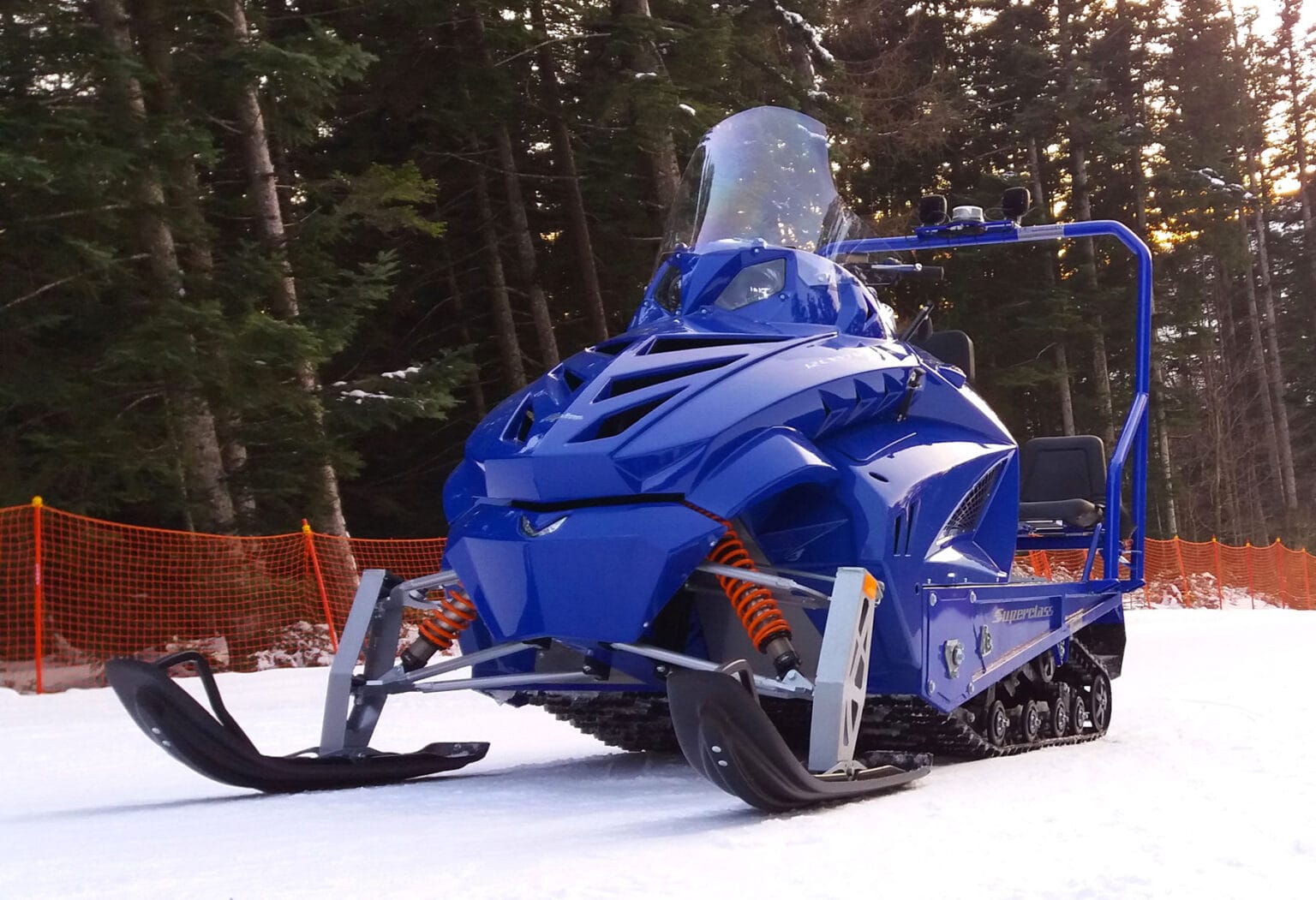 Snowmobile SUPERCLASS 1.2L VVT 12V - Alpina Snowmobiles