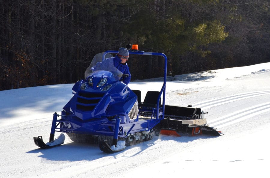 Snowmobile SHERPA 1.6L TI-VCT 16V - Alpina Snowmobiles